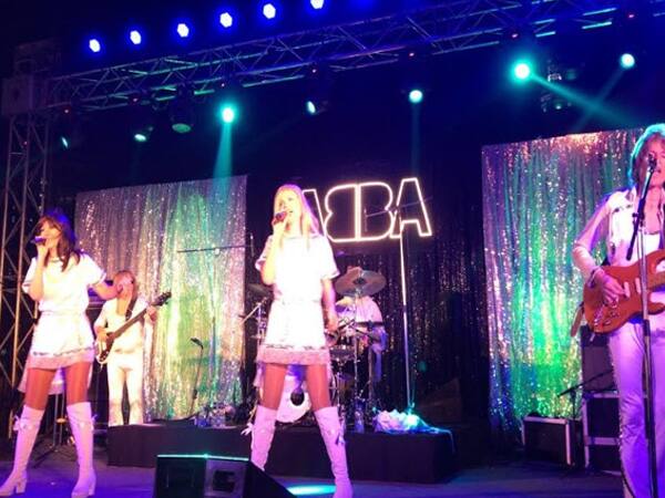 Platinum - The Live ABBA Tribute Show Enthralls Audience at DLF5