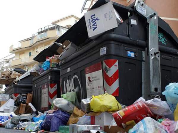 Surat installs over 43 underground garbage bins