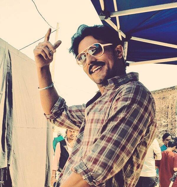 Rajesh Khanna's fan Randeep Hooda is all 'Babu Moshaye' in new still