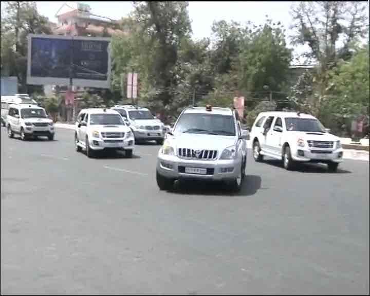 UP CM Yogi Adityanath officially shifts to his new residence '5 Kalidas ...