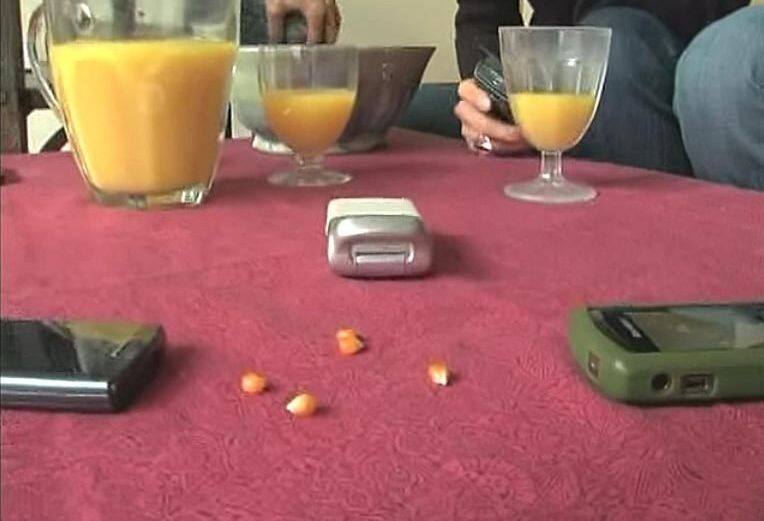 Viral Sach: Can mobile phones be used to cook popcorn?