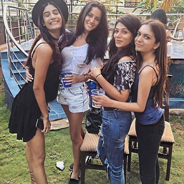 PICS: Sana Pancholi, Sooraj's elder sister & Aditya Pancholi's light ...