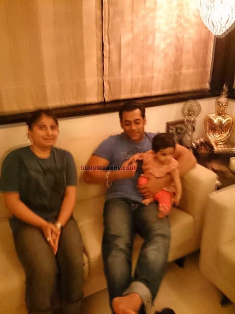 Unseen PICS of Late Inder Kumar with daughter Saavna & wife Pallavi Sarraf are HEARTBREAKING!