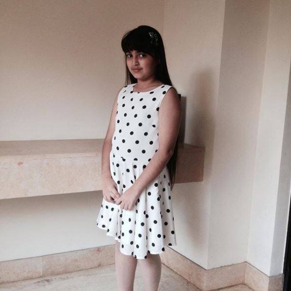 Remember Dhriti Bhatia aka little Krishna from 'Jai Shri Krishna? Here ...