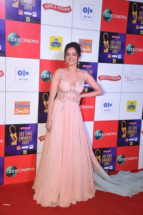 Zee Cine Awards 2019: Ankita Lokhande, Mrunal Thakur, Radhika Madan ... Zee Cine Awards 2019: Ankita Lokhande, Mrunal Thakur, Radhika Madan ...
