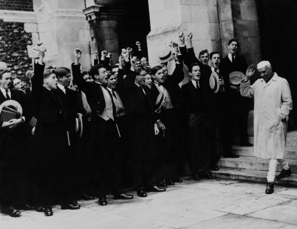 Jawaharlal Nehru Death Anniversary: Remembering Nehru; Rare Photos Of ...