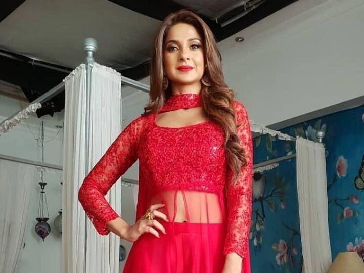 Nach Baliye 9- Bepannaah actress Jennifer Winget OUT of the show ...