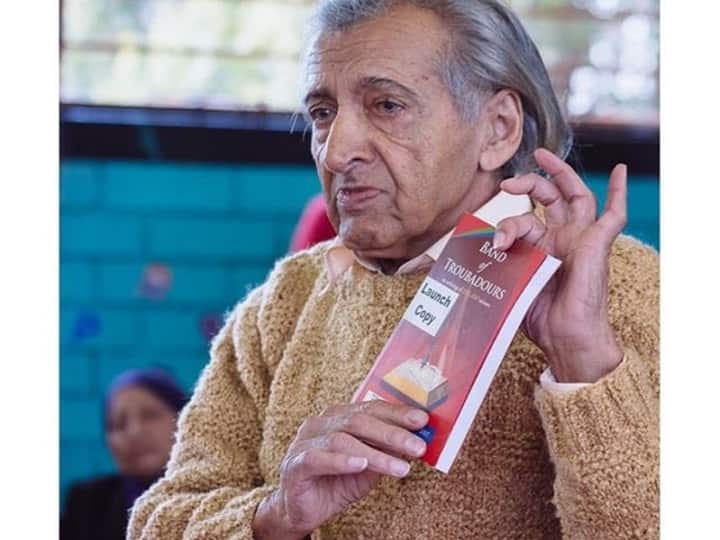 Renowned Indian-origin writer Ahmed Essop dies at 88