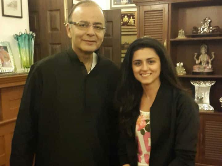 TV Actress Ridhi Dogra Mourns The Death Of Her Uncle Arun Jaitley ...