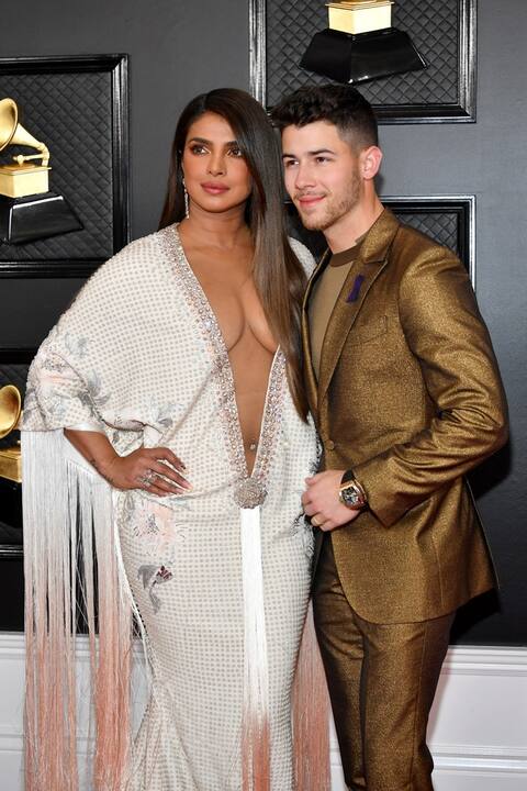 Grammys 2020 Red Carpet Pics: Priyanka Chopra Flaunts Her Pierced Belly Button In Deep Plunging ...