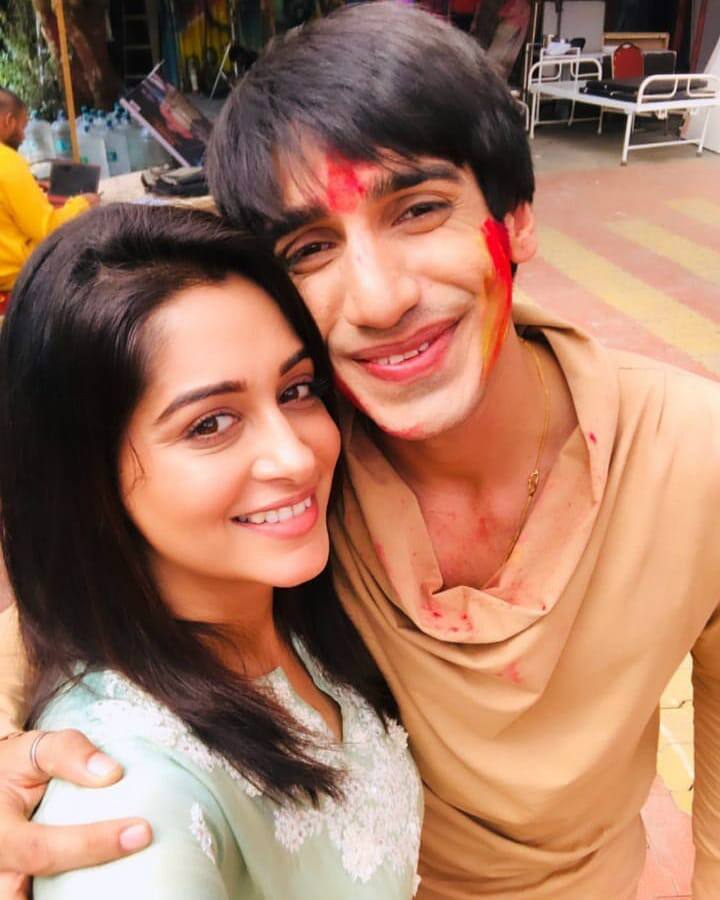 Kahaan Hum Kahaan Tum: Dipika Kakar, Karan V Grover & Others Wrap-Up ...