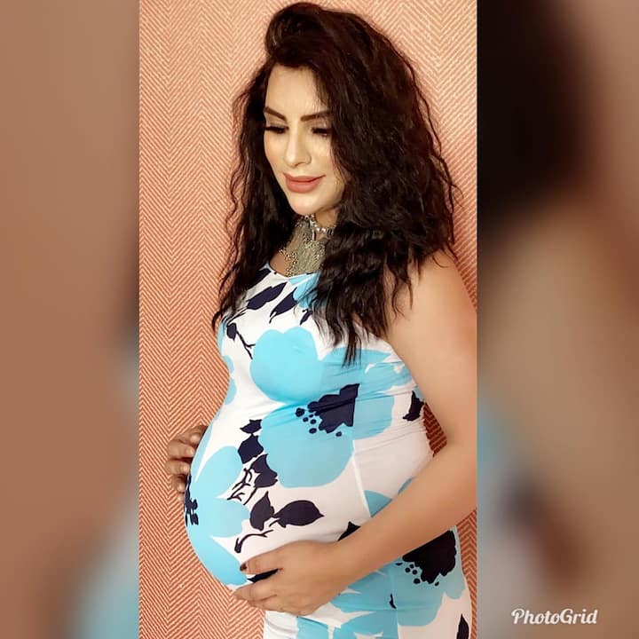9-month Pregnant Choti Sarrdaarni Actress Mansi Sharma Flaunts Her Baby ...