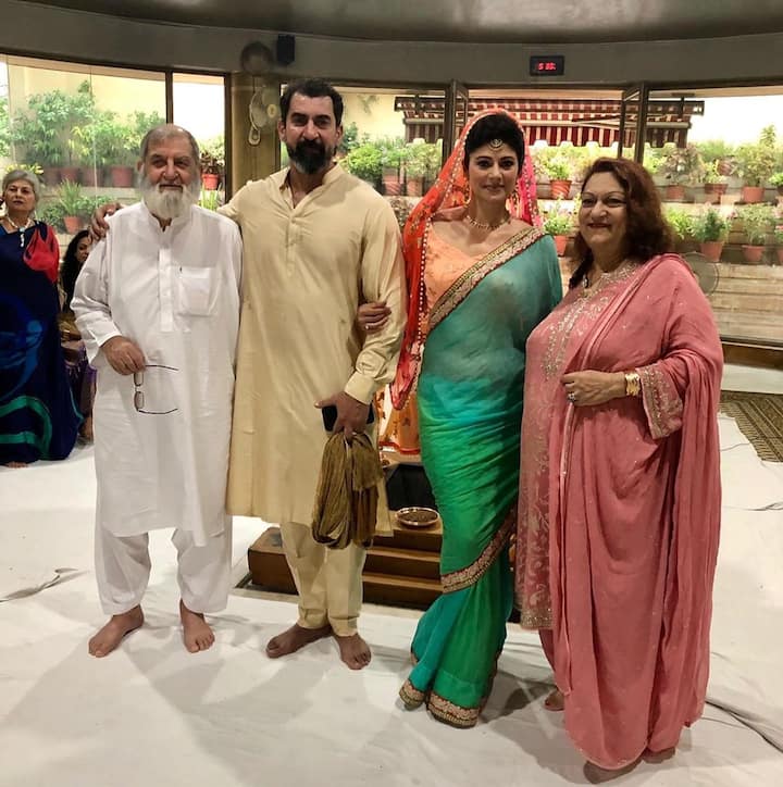 'Haseena Maan Jaayegi' Actress Pooja Batra & Hubby Nawab Shah Celebrate ...