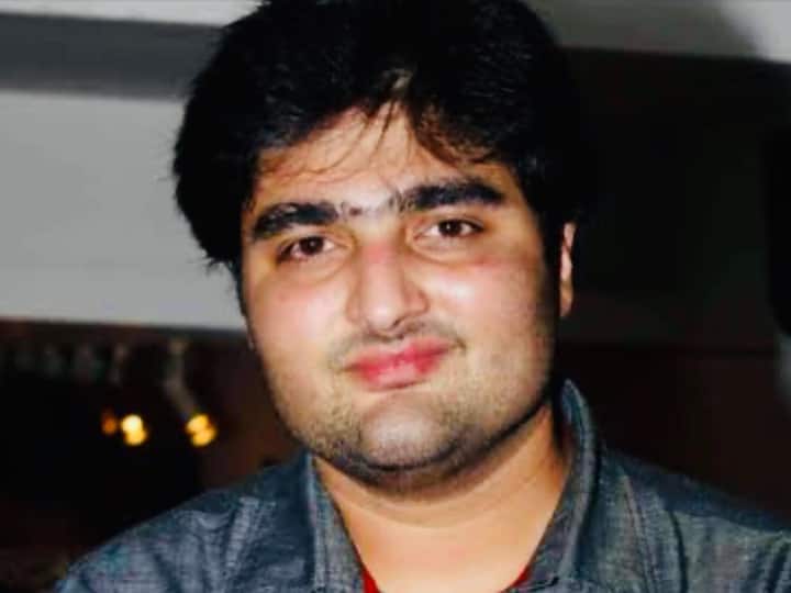 Anuradha Paudwal’s Son Aditya Paudwal Passes Away The Age Of 35 ...