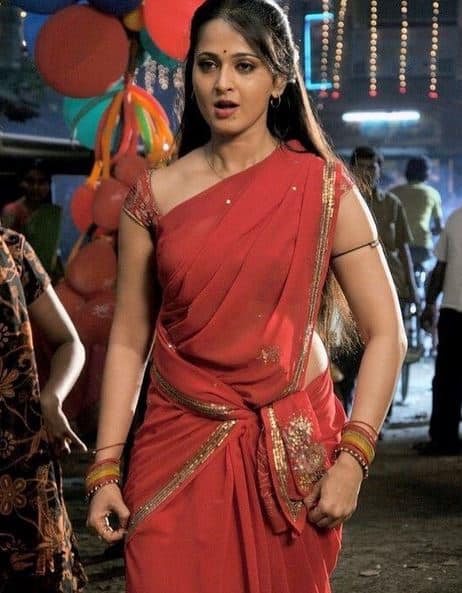 Anushka Shetty As Princess Devasena In Baahubali 2 Saree Look |बाहुबली ...