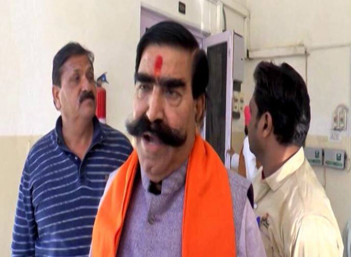 Cow Smuggling May Get You Killed, Says BJP Mla Gyandev Ahuja राजस्थान ...