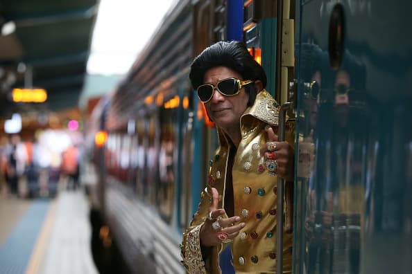 Bollywood Elvis: See Pics of The Parkes Elvis Festival from SYDNEY ...