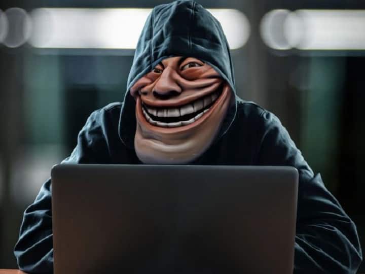 Trolling Do you know the meaning of this serious problem | कोई Troll हो ...