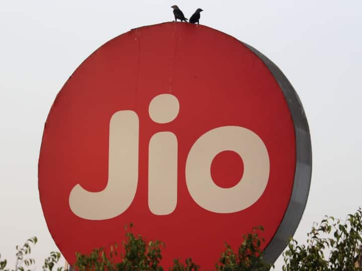 JIO became the country\'s largest telecommunications service provider ...