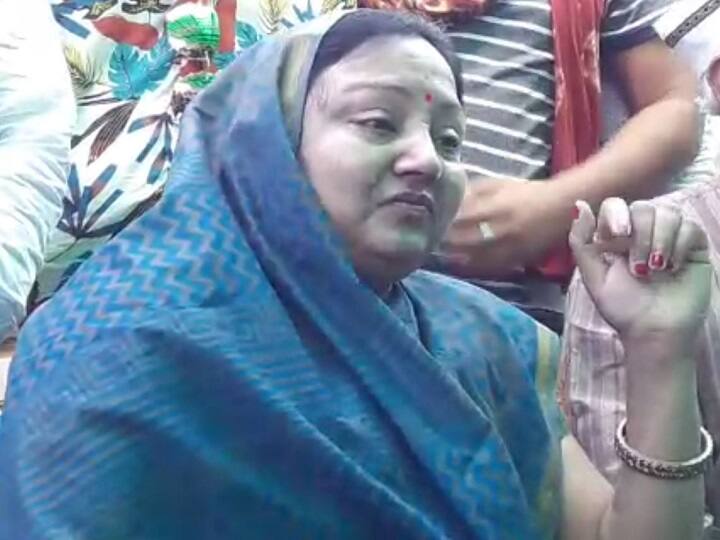 Anant Singh wife Nilam Devi calims about AK 47 which is recovered by police | अनंत सिंह की पत्नी ...