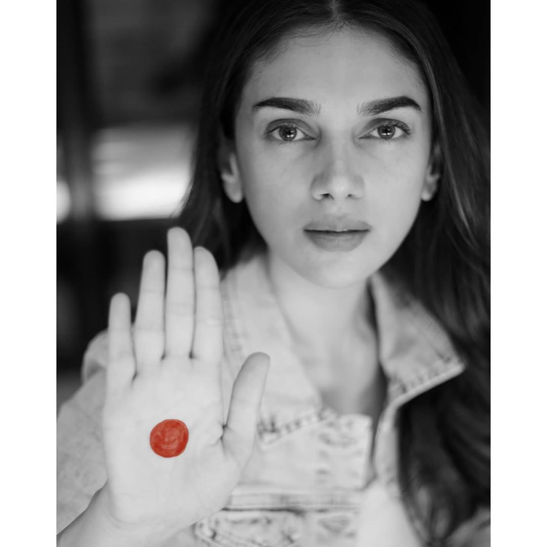 World Menstrual Hygiene Day Bollywood Celebs Red Dot Challenge Photos ...