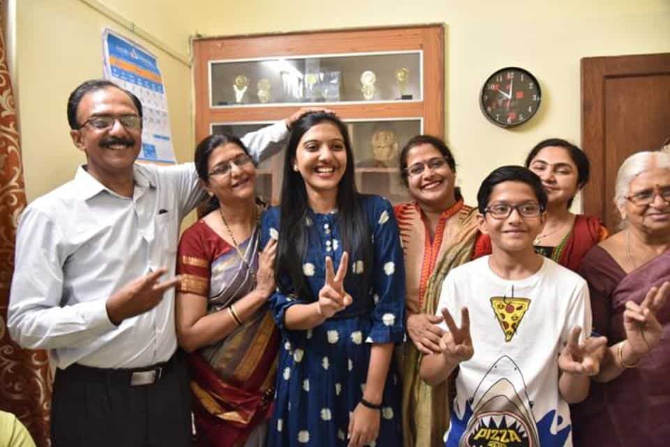 Success Story Of IAS Topper Srushti Jayant Deshmukh | IAS Success Story: इंजीनियरिंग और यूपीएससी ...