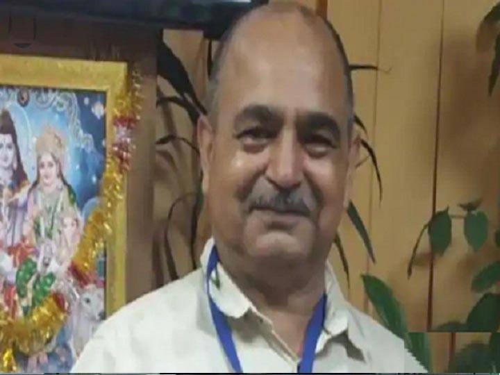 Lucknow CMO removed from his post after corona cases increases | लखनऊ ...