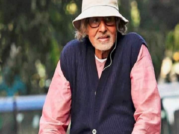 Iconic roles played by Amitabh Bachchan | बॉलीवुड में 51 साल बिता चुके ...