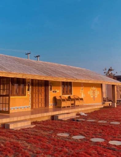 Kumar Vishwas built a luxurious house in his native village Pilkhua ...