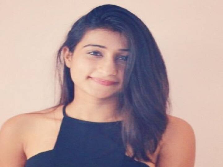 Lok Sabha Speaker Om Birla Younger Daughter Become IAS After Crack Exam In First Attempt | पहले ...