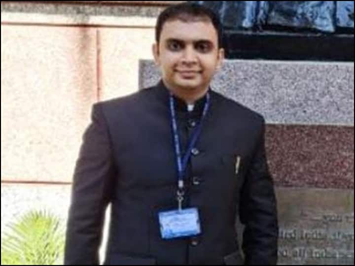 Success Story Of IAS Topper Koushik HR | IAS Success Story: पांच ...