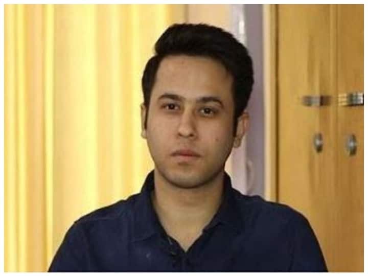 Success Story Of IAS Topper Kumar Anurag Who Clears UPSC Exam In His ...