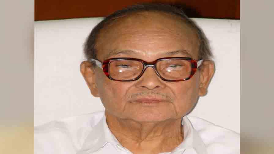 Doctor Mani Kumar Chetri Turns 100, Students Wished Him On This ...