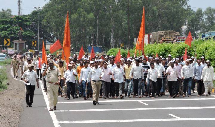 ..तर भर पावसात चंद्रकांत पाटलांच्या घरावर मोर्चा, चिकोत्रा ...
