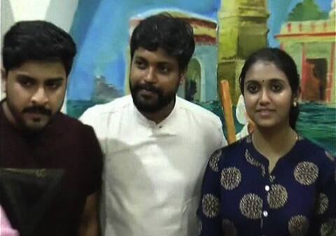 Photo, Actress Rinku Rajguru And Kagar Movie Team Visit To Vitthal ...