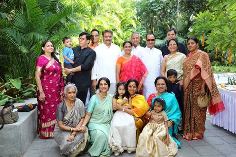 Sharad Pawar Family Photo Album | शरद पवार कुटुंबप्रमुख असलेलं हे पाहा ...