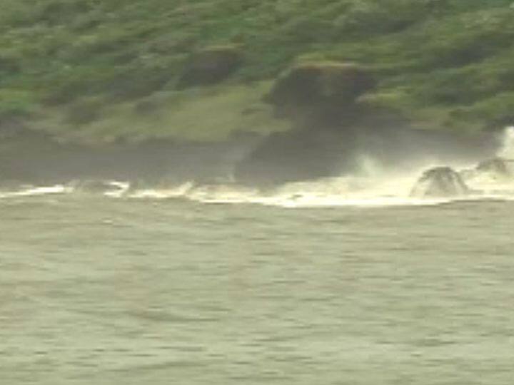 kyar cyclone near kokan | कोकण आणि गोवा किनारपट्टीला \'क्यार ...