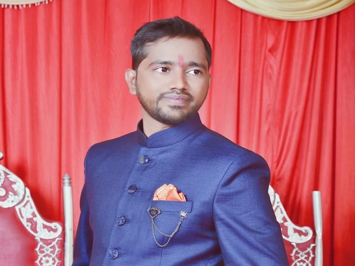 Parner taluka alkuti son tushar shinde get Tehsildar post in MPSC ...