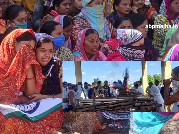 Final rites of martyr Sunil Kale in Solapur | पाणावलेल्या डोळ्यांनी, जड ...