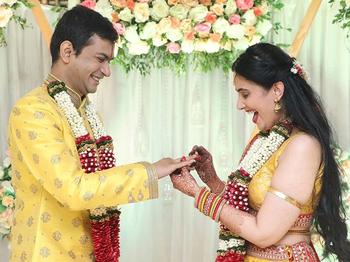 Bigg boss marathi finalist actress sai lokur engagement pictures on ... Bigg boss marathi finalist actress sai lokur engagement pictures on ...