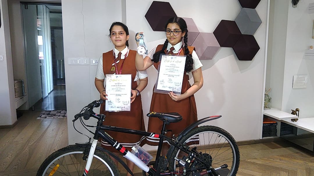 Charge your mobile by cycling, Thane students won silver medal at the ...