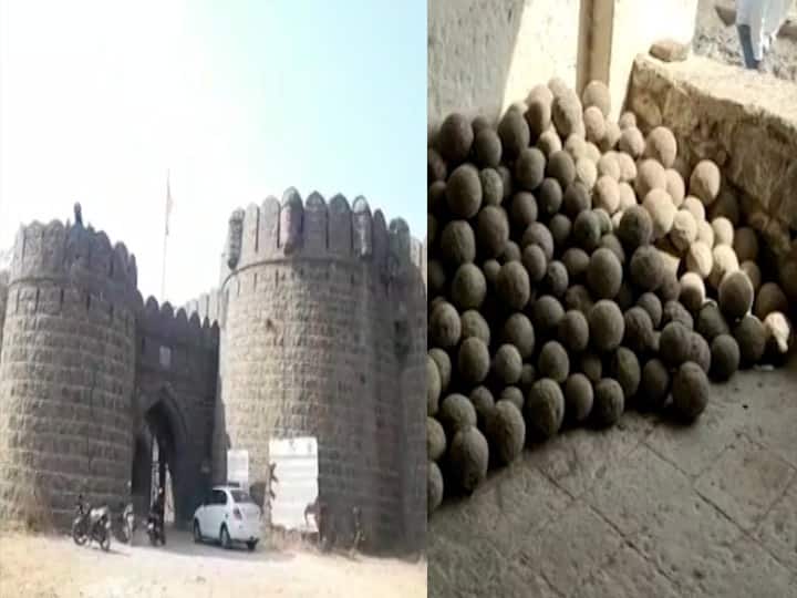 Ahmednagar Jamkhed Kharda Killa 250 Cannon balls Found in Maharashtra ...