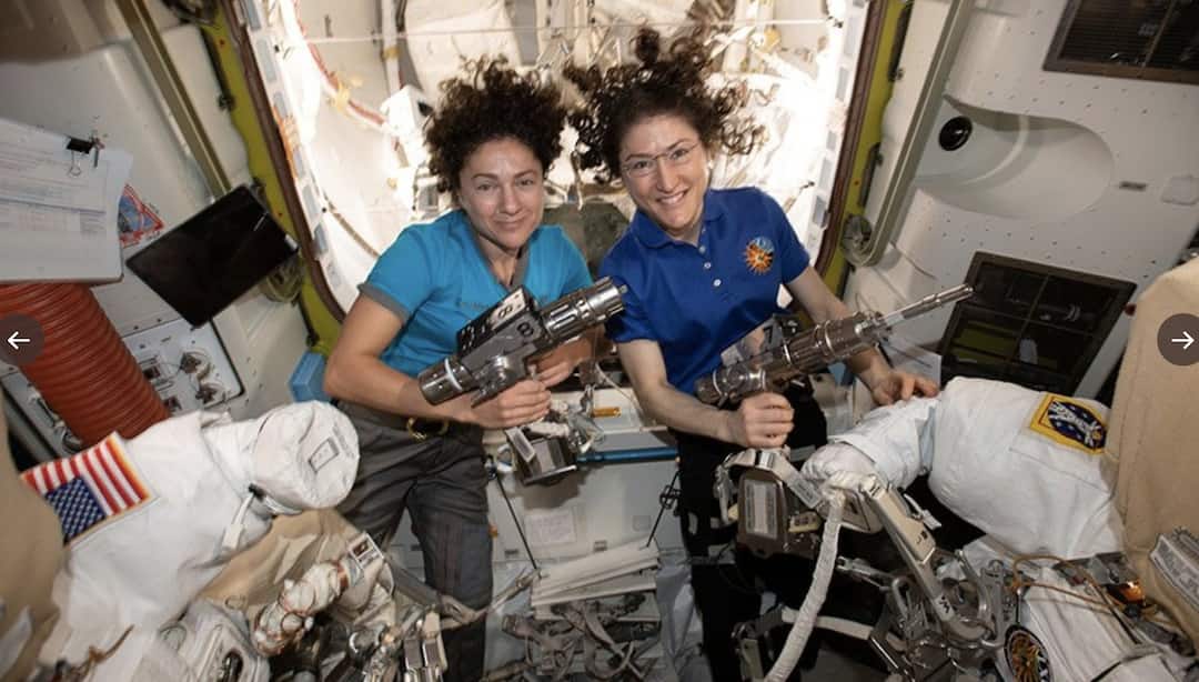 NASA\'s first-ever all-woman spacewalk was a success | ਬਗੈਰ ਮਰਦਾਂ ਦੇ ...