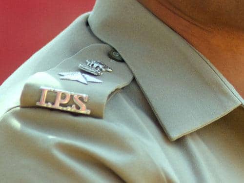 UP IPS transfer list 18 IPS officers transferred 11 districts sp ...