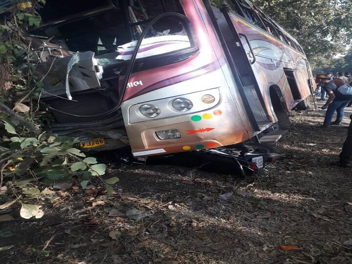 Surat two died on the spot in bus accident on mahuva anaval state ...